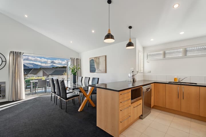 Treble Cone Views - 2 Bedroom - Wanaka