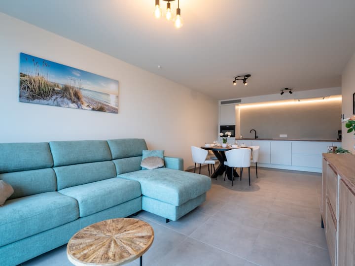 Elyana With Balcony By Interhome - Blankenberge