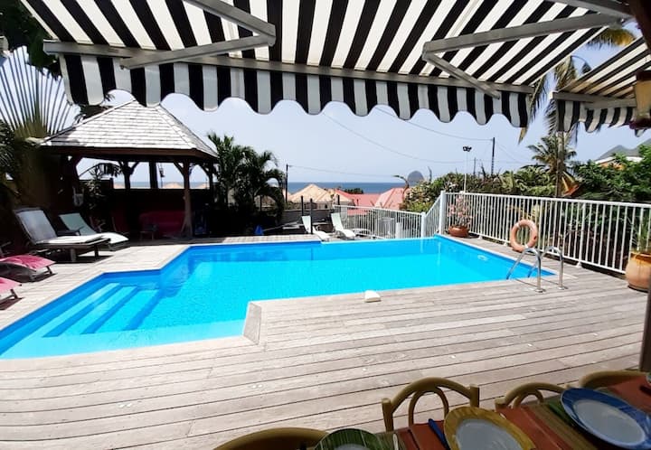 Villa Au Diamant En Martinique - Ref : M137 - Martinique