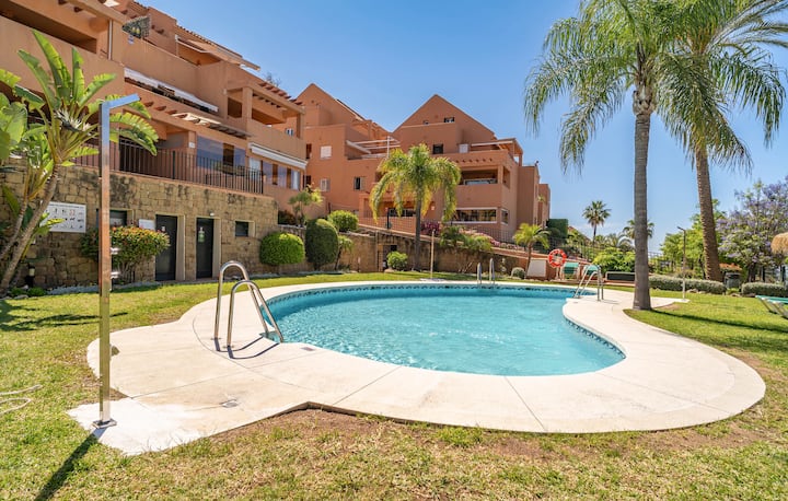 Nice Apartment In Marbella - Ojén