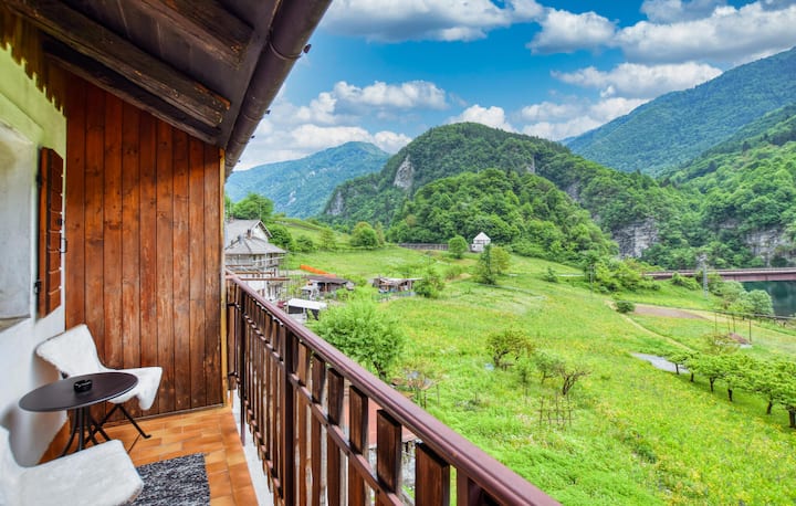 2 Bedroom Cozy Apartment In Arsiè - Enego