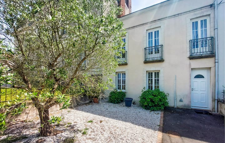 4 Bedroom Awesome Home In Paimboeuf - Paimbœuf