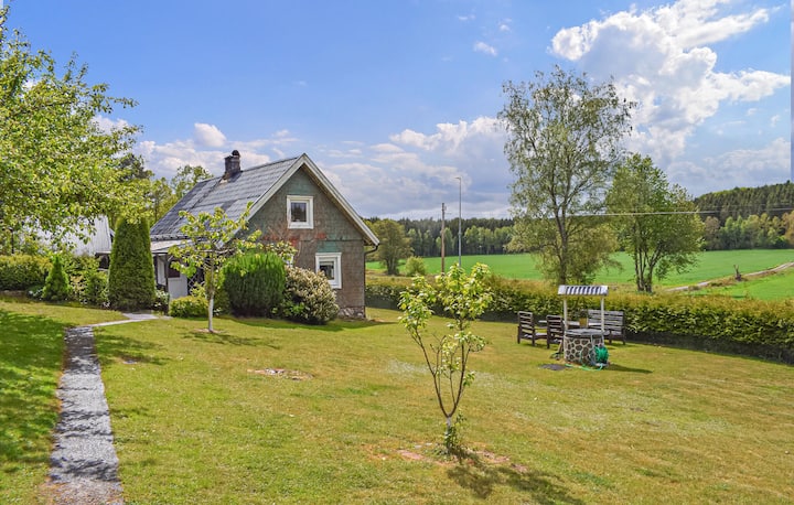 3 Bedroom Beautiful Home In Jämshög - Olofström