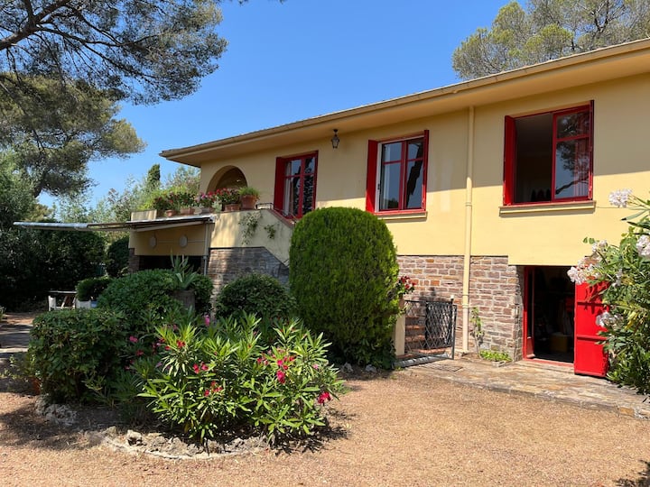 Maison Avec Jardin à 10 Min à Pied De La Mer - Fréjus