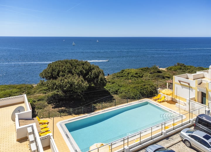 (11) Lovely Townhouse Located On Cliffs Of Benagil - Carvoeiro