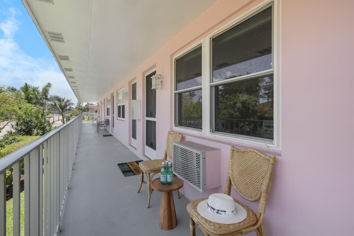 Tempting Second Floor Unit | Located In Seabreeze - Marco Island, FL