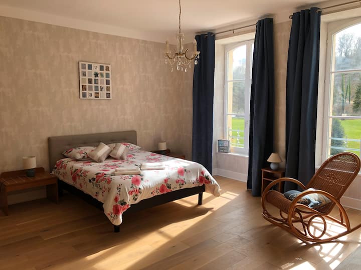 Gîte De L'abbaye Chambre Triple - Neufchâteau, France