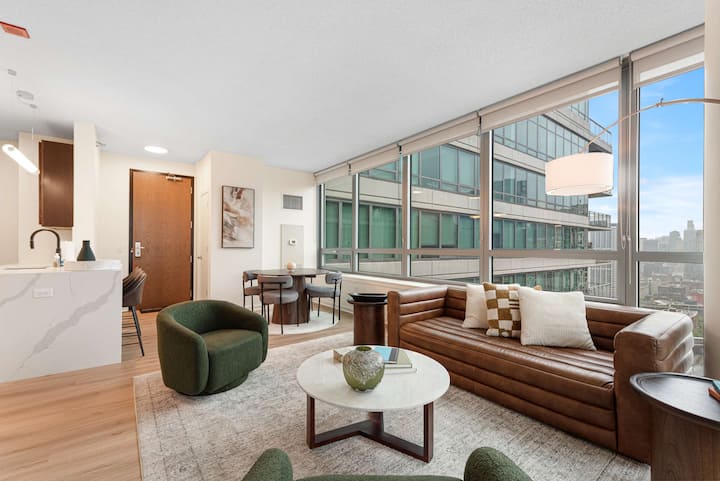 Brand-new 3br: City Views, Prime West Loop Spot - Groveland Park - Chicago