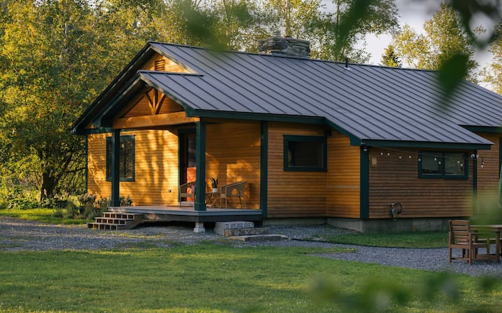 Brookside Cabin + Hot Tub | Woodstock & Killington - Vermont