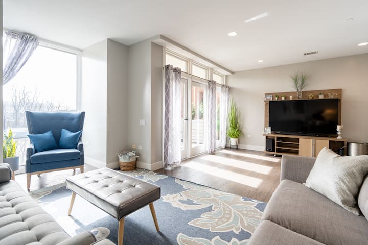 Downtown Grand Haven Condo Next To Boardwalk! - New Buffalo, MI