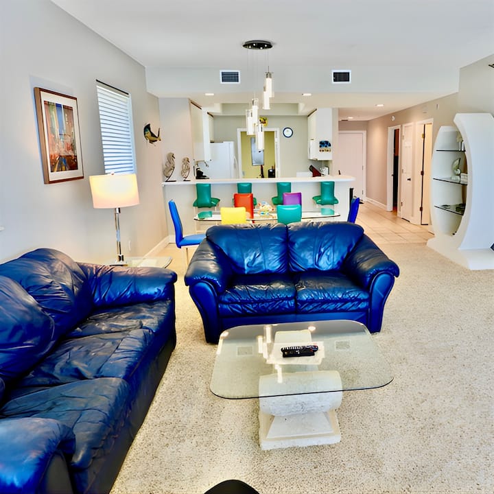Sum Beaches Paradise Gulf Front Condo End Unit 612 - Navarre Beach, FL
