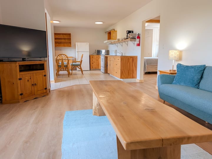 Oceanview 2-br Lodge + Deck + Sauna - Ucluelet