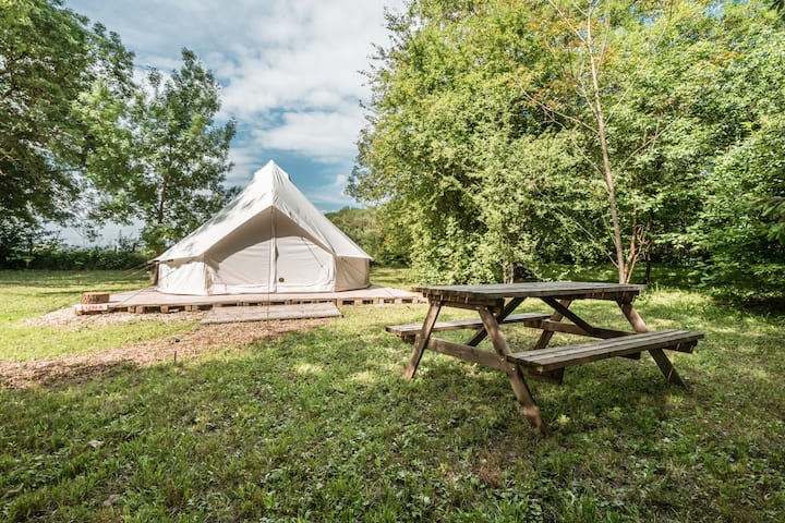 Campement Aux Rêves - Tente Luna - Fleurie
