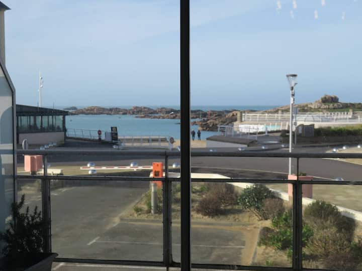 Appartement Trégastel, 4 Pièces, 6 Pers. - Trégastel