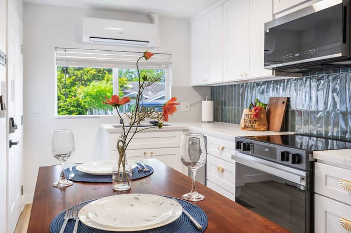 Modern 1br Designer's Oasis 1min To I-5 | Costo - Lynnwood, WA
