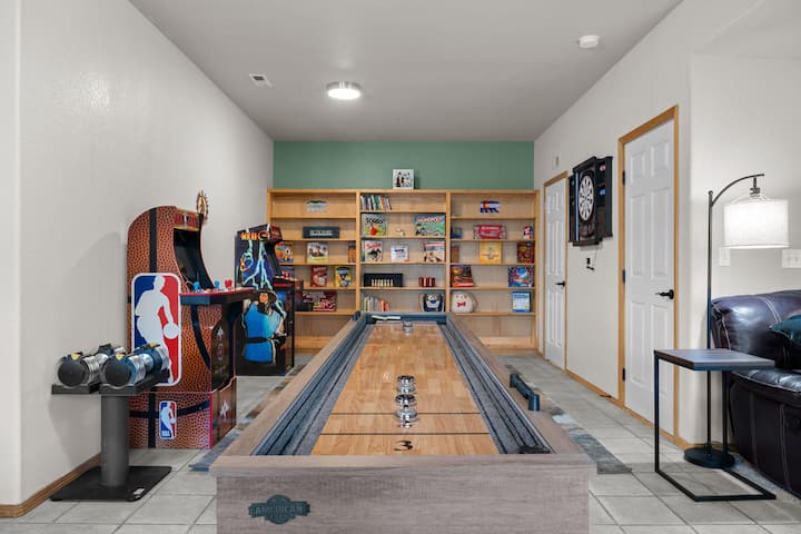 New Listing! Epic Game Room | Panoramic Mtn Views - Woodland Park, CO