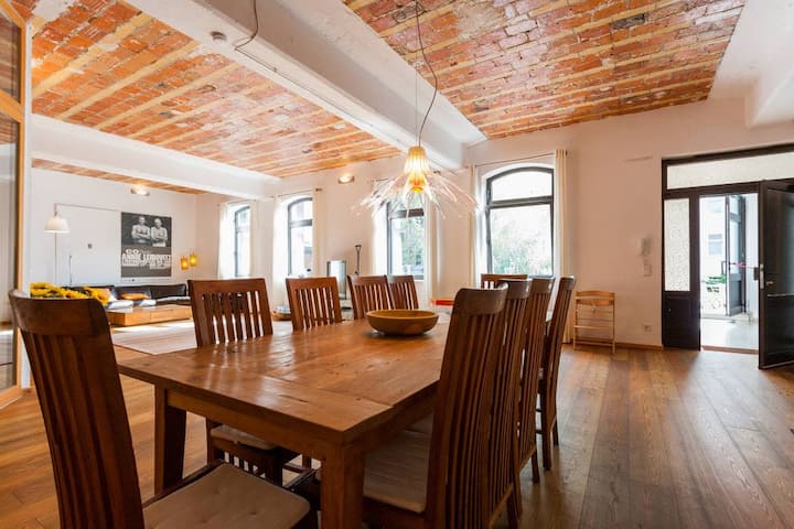 Horse Stable First Floor Loft - Berlin
