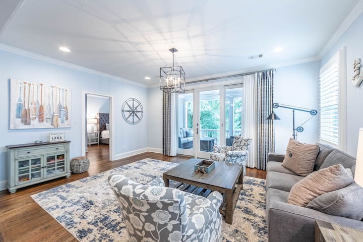 Lakefront Getaway + Bunk Room - Lake Oconee, GA