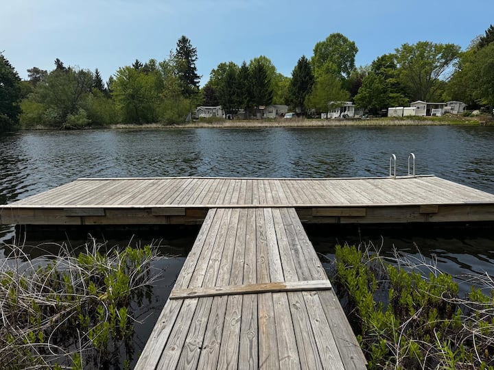 The Timber Nest "Goshorn Lake Dock, Pool, Town" - Saugatuck, MI