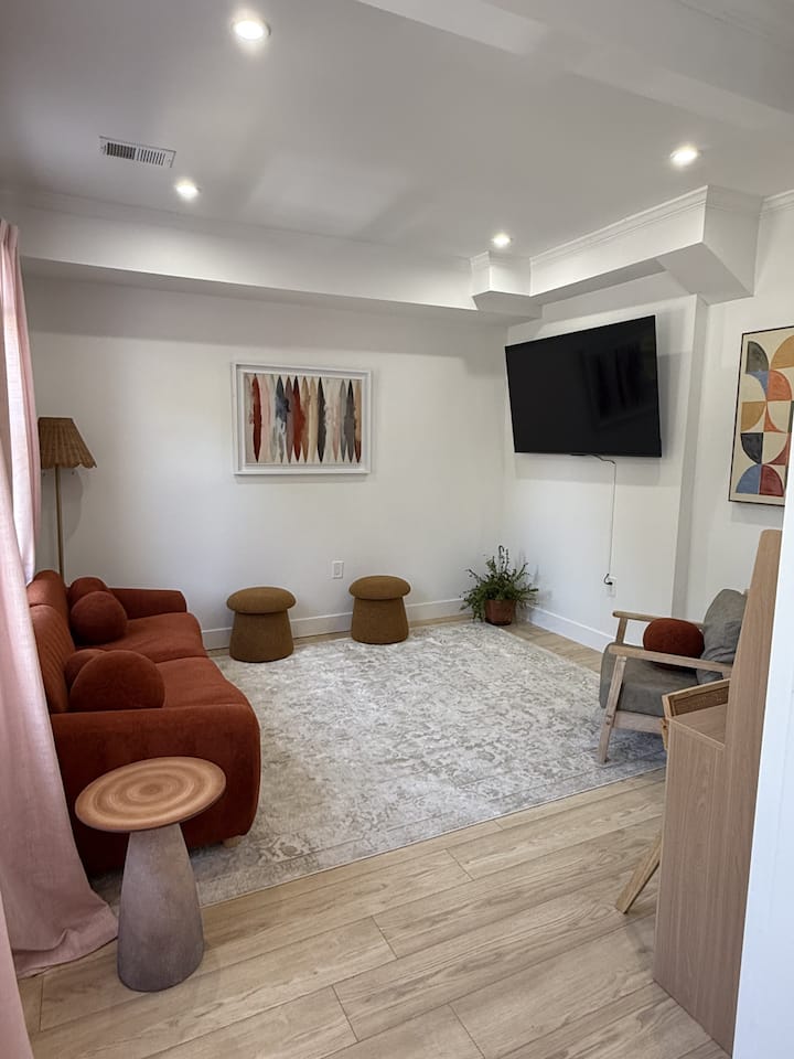 Stylish 3br Duplex In Montclair | Near Nyc Transit - Montclair, NJ