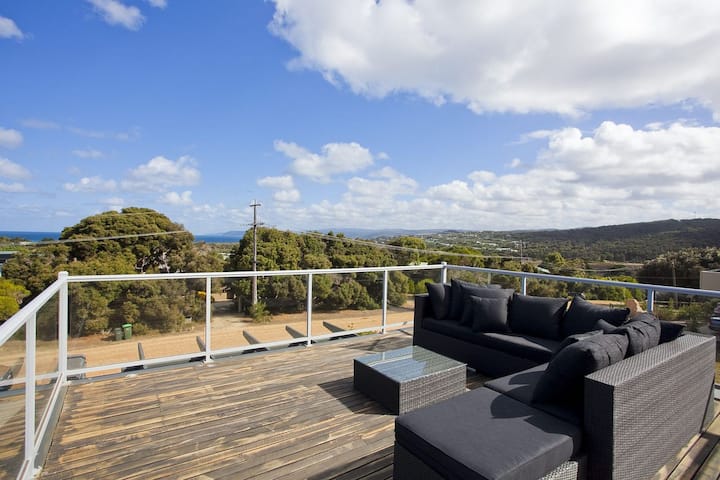 Sirocco - Roof Top Deck And Pet Friendly - Fairhaven