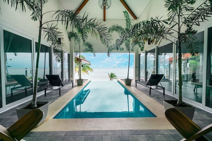 Horizonte Luxe Villa  3br, Infinity & Indoor Pool - Panama