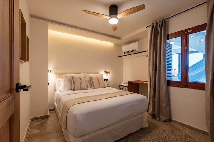 10- Gym Sauna & Pool In Private Building - Ciudadela