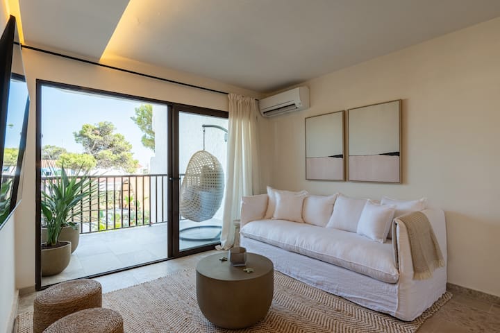 5- Netflix / Sauna / Gym & Parking - Minorca