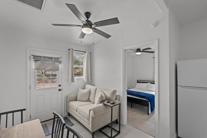 Poquito 1 Bedroom Nearby U Of A And Tmc - Tucson, AZ