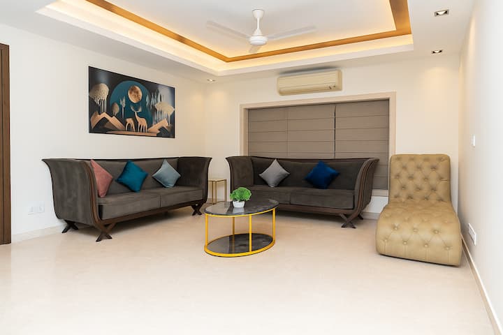 Urban Luxe By Jadecaps | Nr Birla Mandir | 3bhk - Calcuta, WB, India