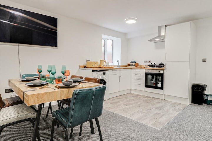 Ample 3-bedrooms Apartment In Town Centre Sleeps 6 - Ainsdale Beach