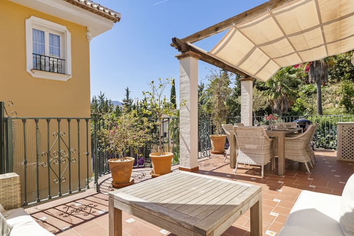 Golf Penthouse Avec Terrasse Privée, Bbq, Piscines - Mijas