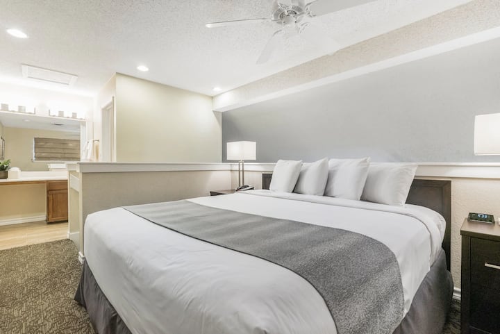 3 Modern Suites – Kitchenette & Swimming Pool - El Paso