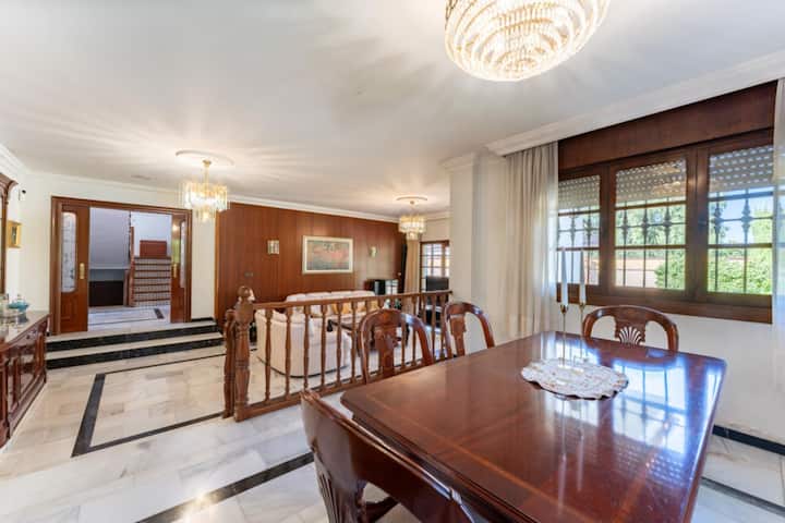 Ct 387 - Faro's Villa Lola En Churriana - Málaga - Málaga