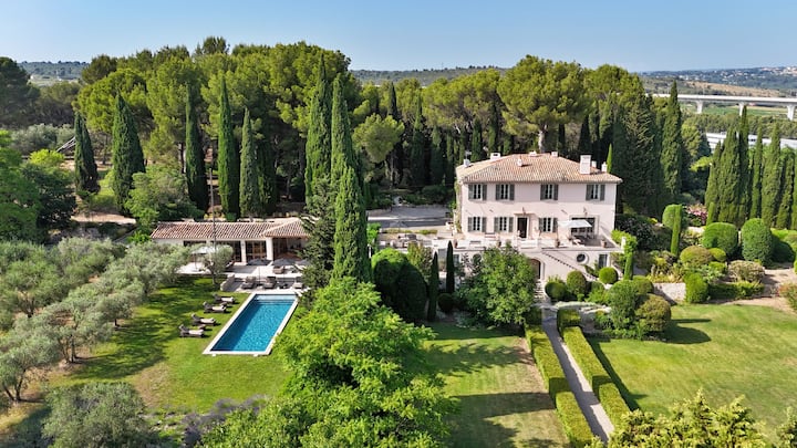 Domaine De La Rose Comtesse L Art Du Luxe - Aix-en-Provence