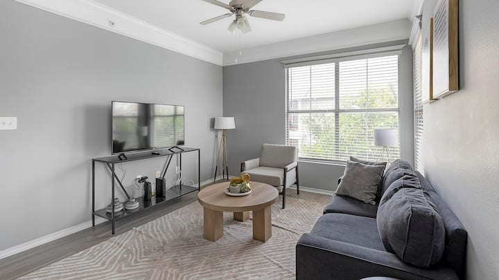 Landing | Stunning 1bd, Gym, Clubhouse - North Richland Hills, TX