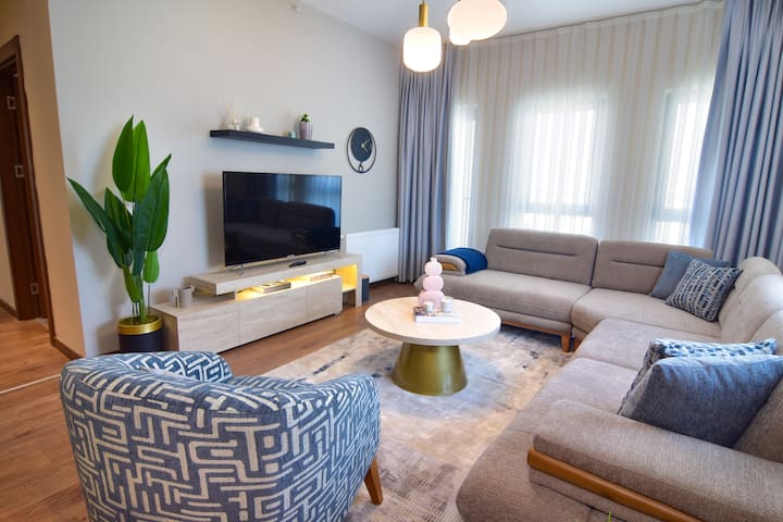 29th Floor Apt 3bedrooms -2bathrooms- Pool & Gym - Bağcılar