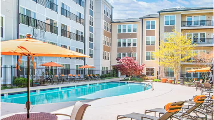 Landing | Modern Studio, Clubhouse, Courtyard - Hyattsville, MD