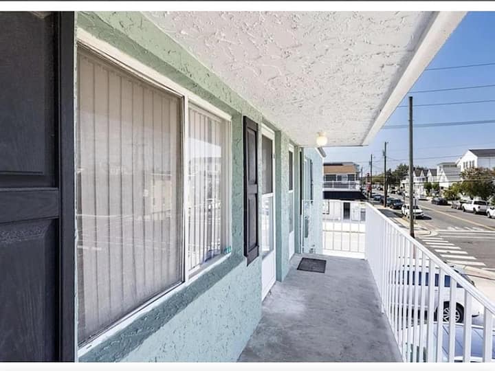 2br Condo W/ Modern Comforts | Near The Beach! - Wildwood Crest, NJ