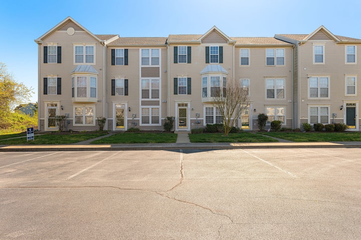 Pet-friendly Townhome Near Bethany Beach! - Bethany Beach, DE