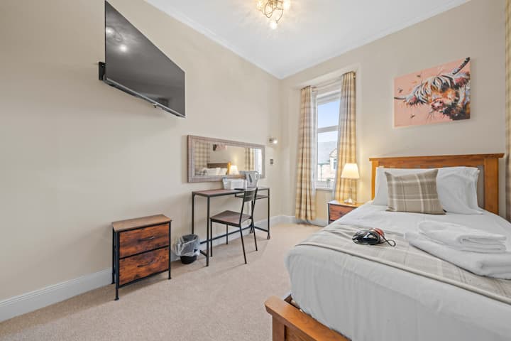 Mystayinn Cedar Villa Guest House - Room 3 - Inverness