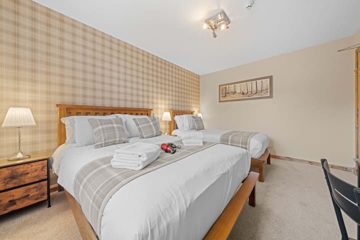 Mystayinn Cedar Villa Guest House - Room 7 - Inverness