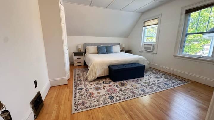 Marigold Manor Downtown - Fredericton