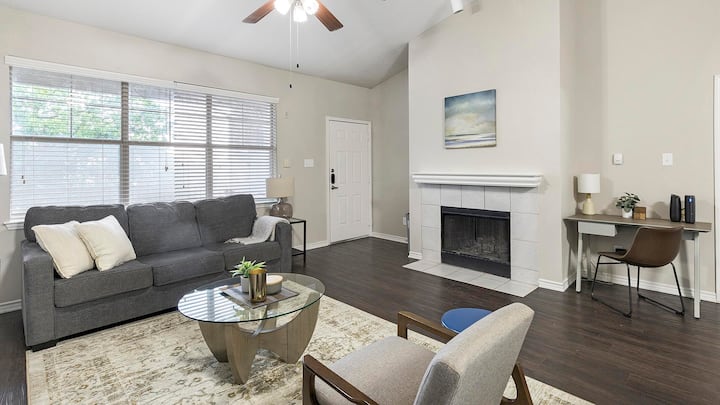 Landing | Stylish 1bd, Clubhouse, Gym - North Richland Hills, TX