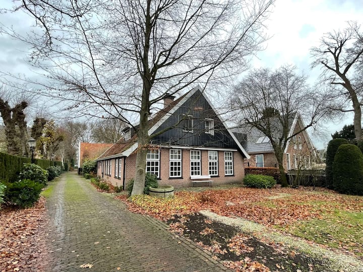 De Binnenhof - Borne