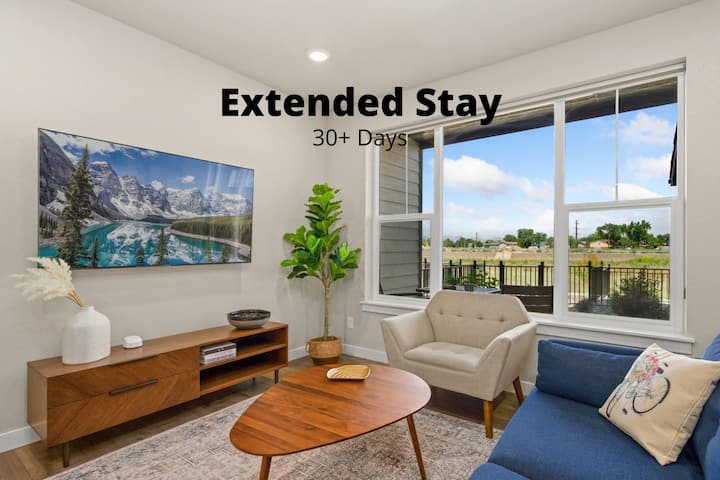 Northfield Hideaway, King Suite, Ev, Pet-friendly - Fort Collins, CO