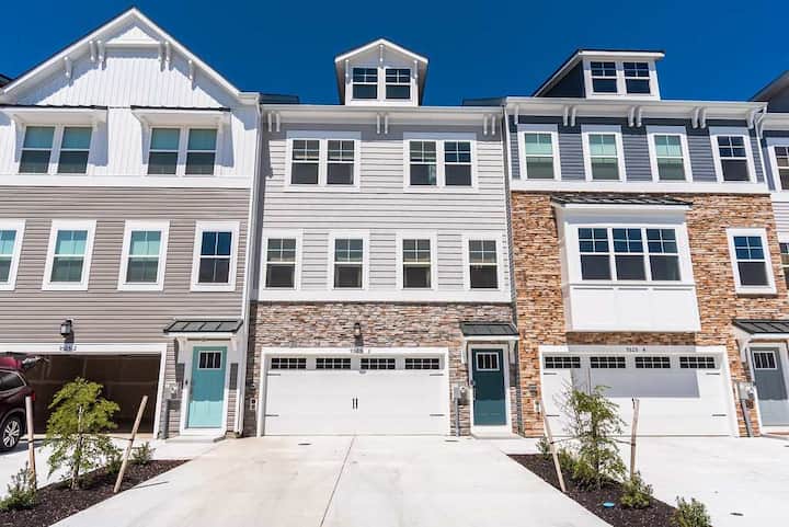 West Oc Luxury Townhouse, Sleeps 9, Pool - Ocean Pines, MD