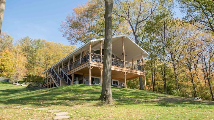 Peaceful Paradise: "Gorgeous Views Near Ithaca!" - Finger Lakes, NY