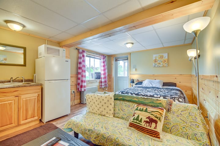 Atv, Fish & Unwind: Trailside Pittsburg Studio - Lake Francis, NH