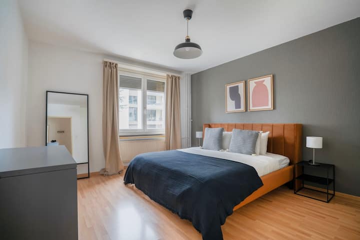 Olive Suite · Helle 3-zimmerwohnung In Wipkingen - Zurich